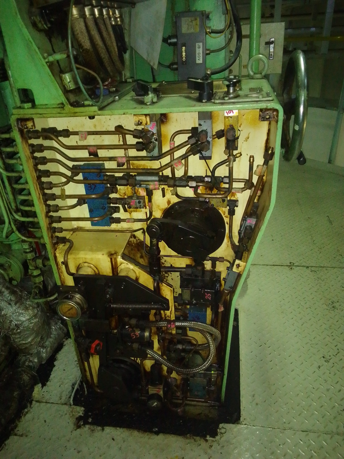 Marine Engine maintenance in Singapore | KVP Marine Engineering